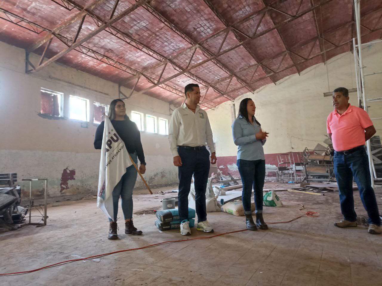Gobierno de Zacapu, Rehabilitará Auditorio de Escuela Primaria Félix ...